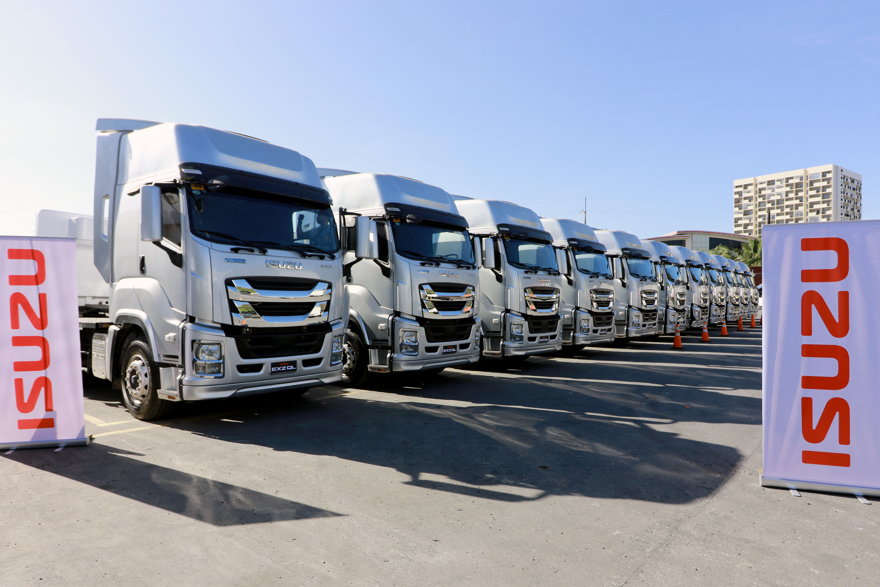 Isuzu Philippines turns over 11 EXZ QL trucks to Acro Transport and ...