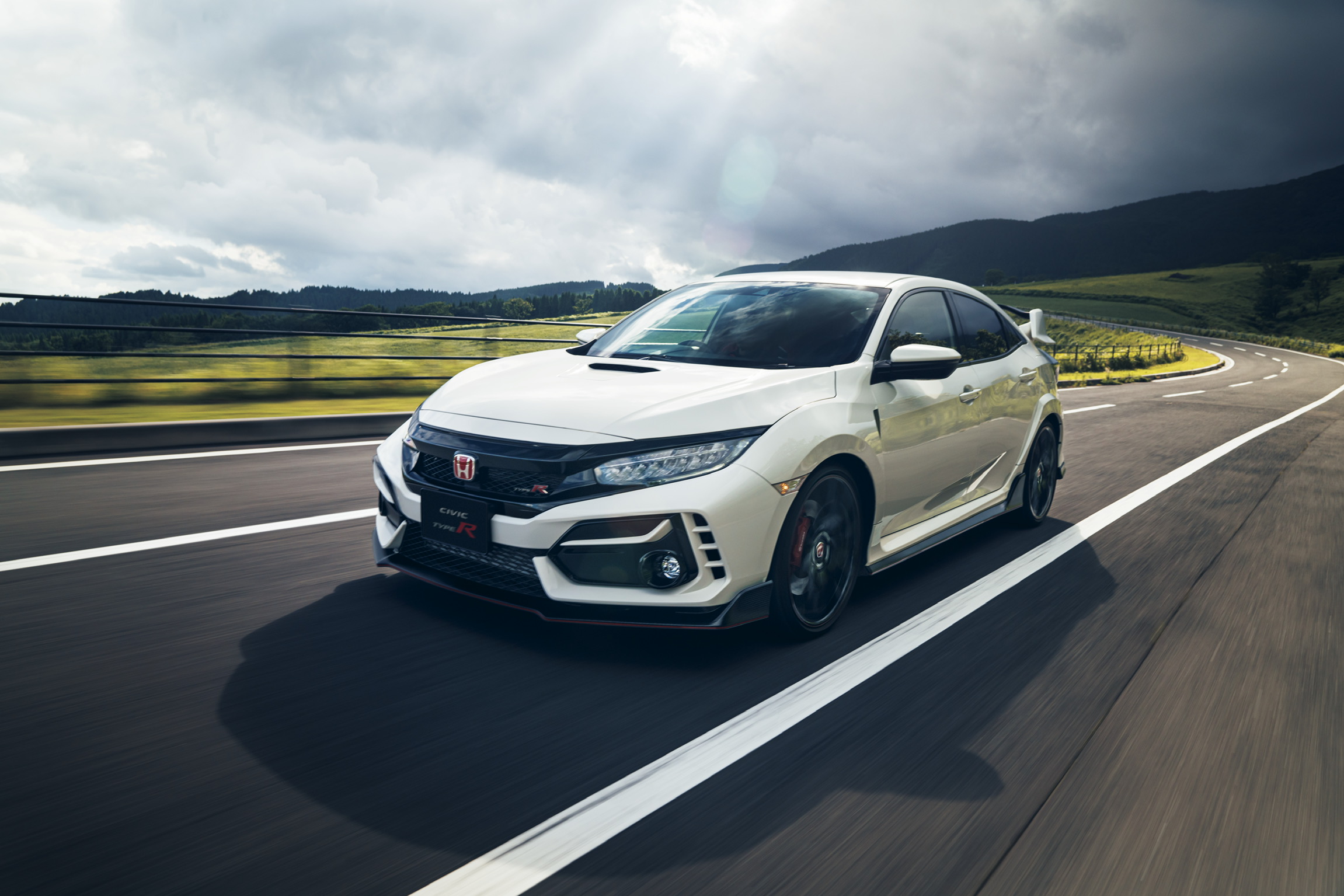 Honda officially launches the New Civic Type R in the Philippines ...
