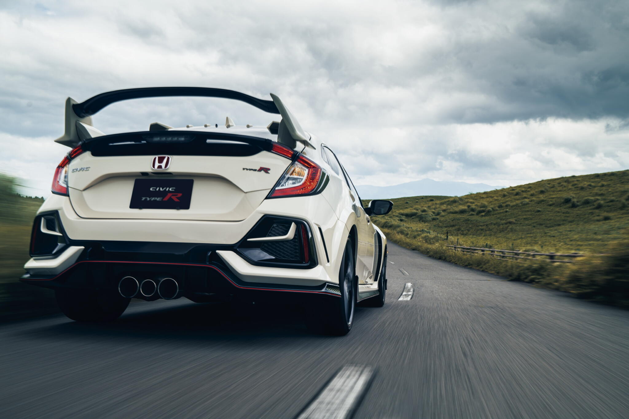 Honda officially launches the New Civic Type R in the Philippines ...