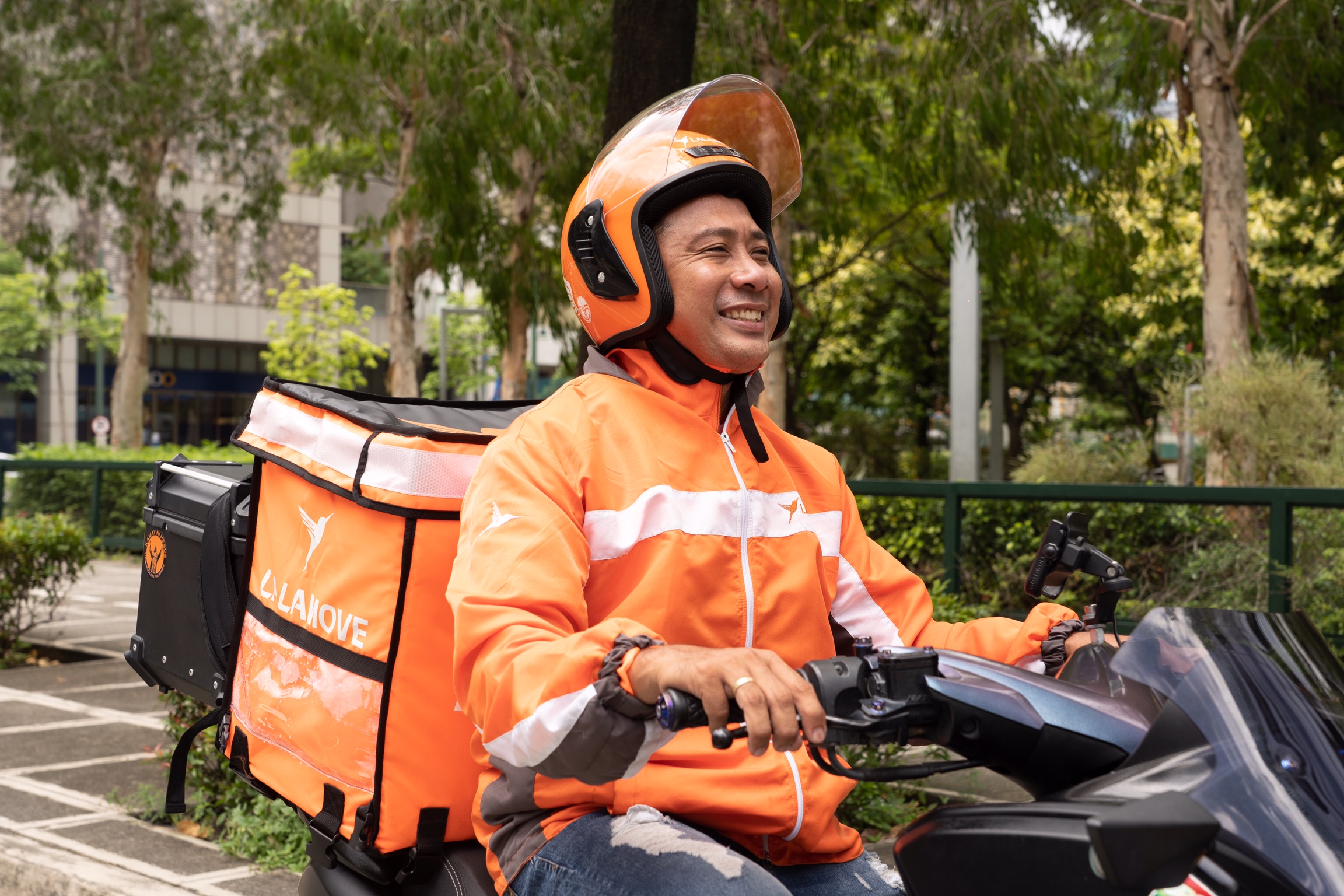 Delivering forward: 3 drivers share their moving journey with Lalamove ...