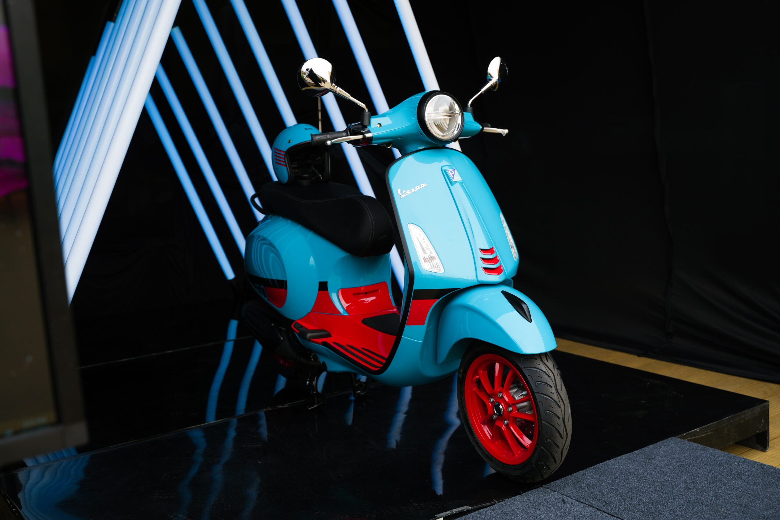 NEW VESPA PRIMAVERA COLOR VIBE – Motoph – motoph.com