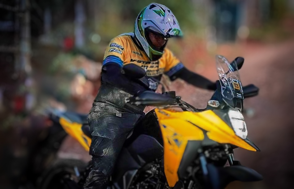 Mookem Motocross – A comfy ADV helmet for all-around riding - Motoph ...